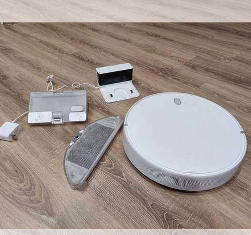 Робот пылесос Xiaomi vacuum mop essential