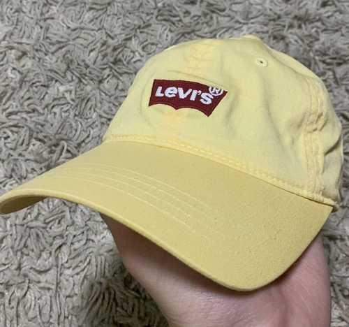 Кепка Levis Flexfit