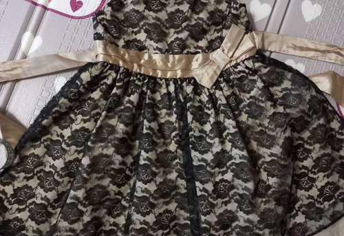 Платье нарядное ддя девочки 104 размер