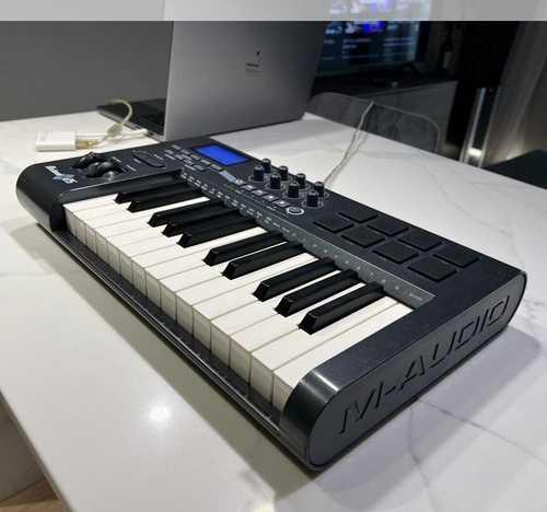 Midi клавиатура M audio axiom 25