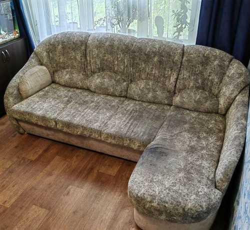Угловой диван бу раскладной с отсеком для хранения