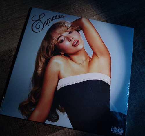 Sabrina Carpenter - Espresso 7" single vinyl