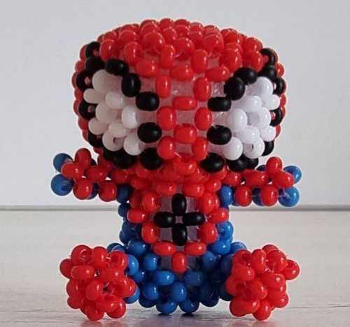 Человек-паук Spider-Man Амигуруми из бисера