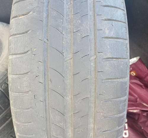 Michelin Radial XSE 205/60 R16 92H
