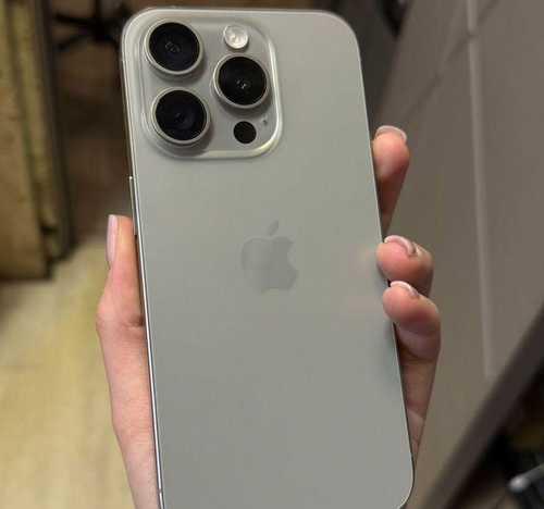 iPhone 15 Pro, 256 ГБ