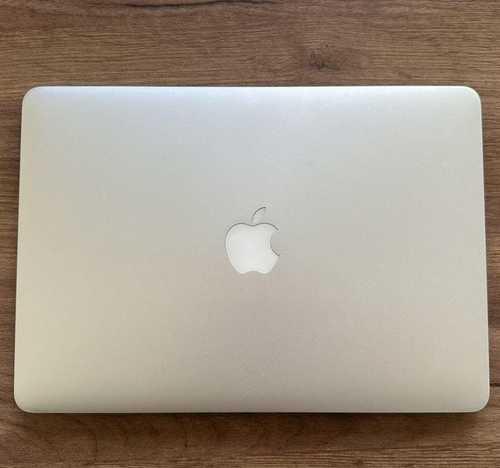 Apple macbook air 2015 8gb 128gb SSD i5