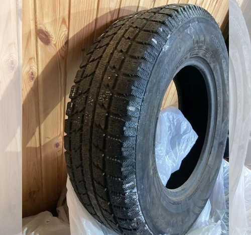 Toyo Observe GSi-5 235/75 R16 108S