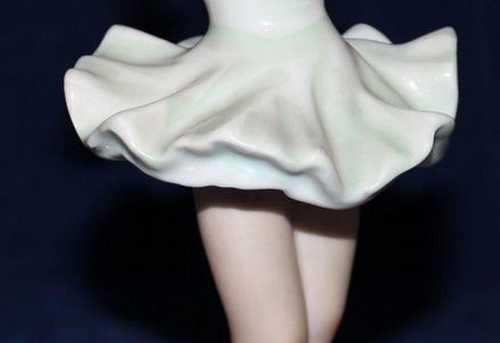 Фигурка статуэтка девочка балерина
