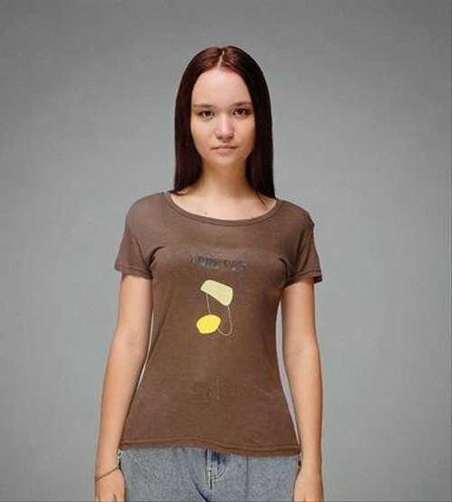 Женская футболка коричневая с Лимоном и Маской