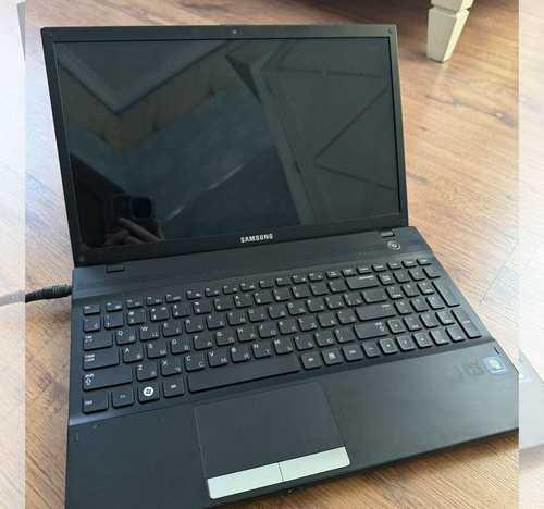 Ноутбук samsung np305v5a