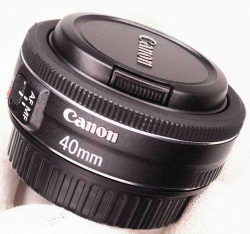 Объектив Canon EF 40mm f2.8 STM (блинчик)