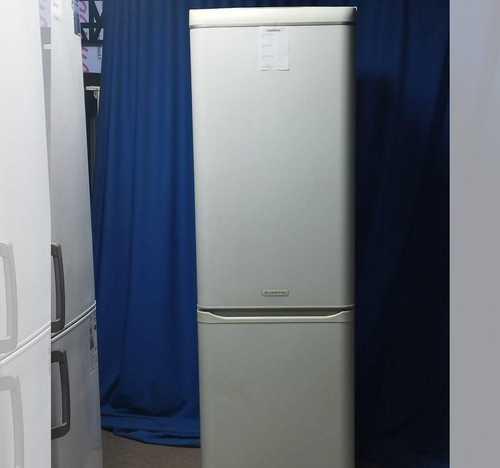 Холодильник Hotpoint Ariston / Гарантия 1 год