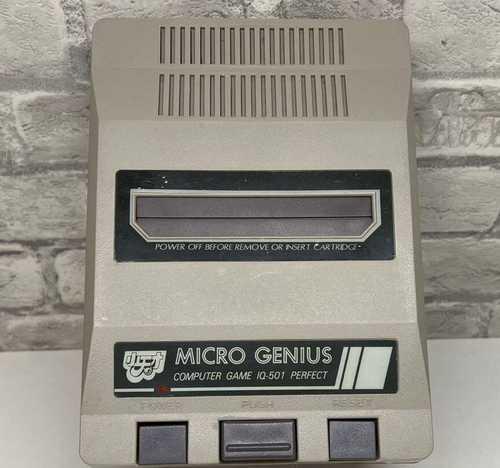 Micro Genius iQ-501 UM6561BF-2