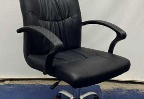 Кресло компьютерное/офисное чёрное