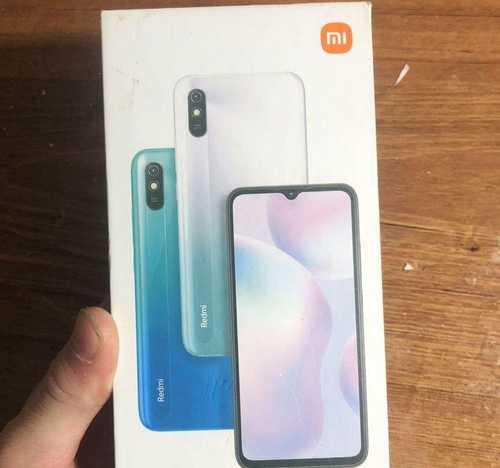 Xiaomi Mi 9, 4/64 ГБ