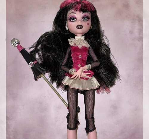 Кукла monster high Дракулаура