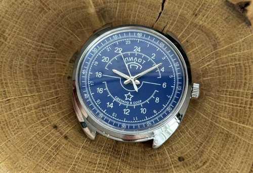 Ракета Пилот синий циферблат - наручные часы СССР