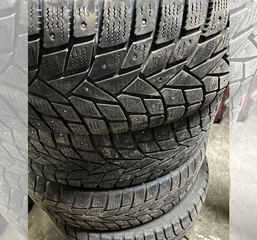 Dunlop Grandtrek Ice 02 235/65 R18