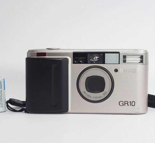 Пленочный фотоаппарат Ricoh GR10 f/2.8 GR1