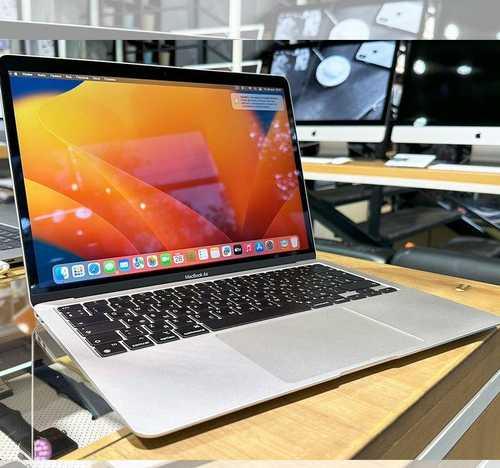 MacBook Air 13" 2020 Silver M1 8Gb 256Gb SSD Идеал