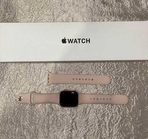 Часы Apple Watch se 40 mm