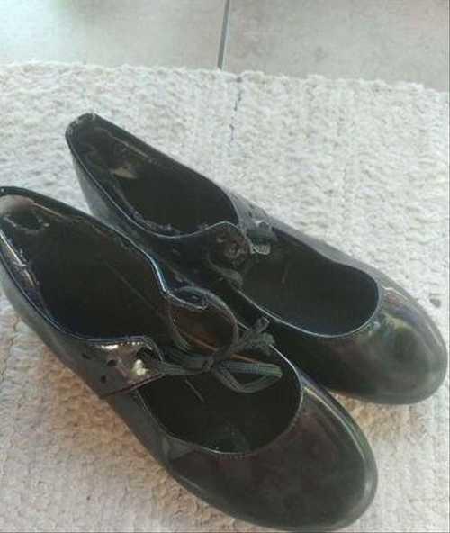Туфли для степа, под лак, каблук 2 см,цв черный