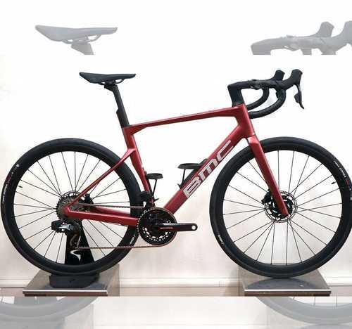 Шоссейный велосипед BMC Roadmachine 01 three