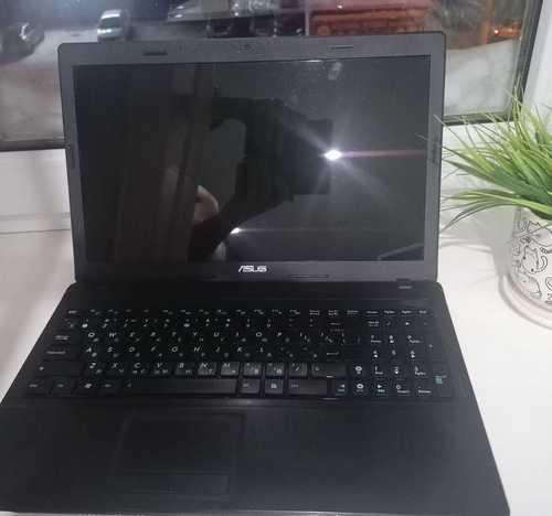 Ноутбук asus X54C