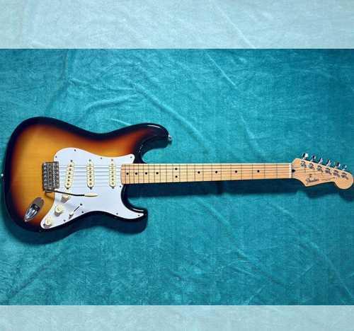 Fender Standard ST-43 Stratocaster