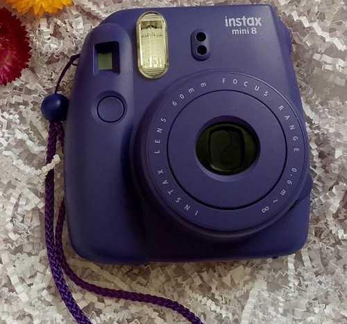 Фотоаппарат моментальной печати instax