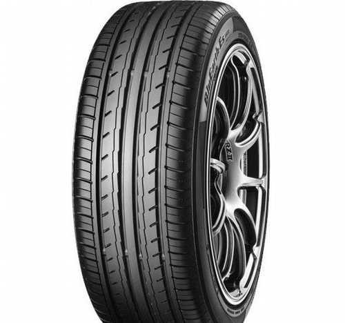 Yokohama BluEarth-ES ES32 225/45 R17 94V