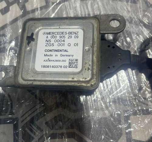 Датчик NOX Mercedes Benz A0009052909