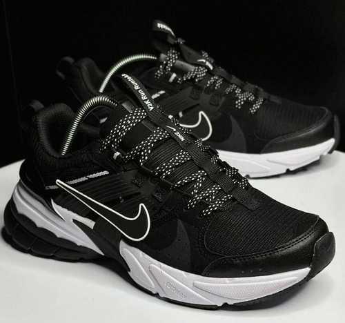 Кроссовки Nike V2K Run Runtekk black and white