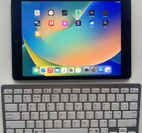 iPad 7 2019 32gb WiFi   клавиатура