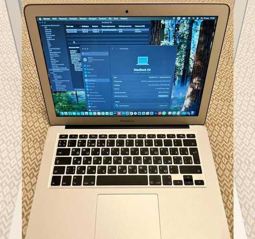 Macbook Air13: i5 sdxc128Gb grafic1,5gb MacOS 2024