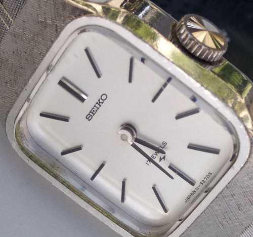 Seiko белое золото