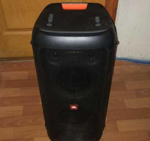 Музыкальная колонка jbl paty box 300