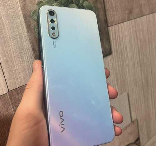 Vivo V17 Neo, 6/128 ГБ