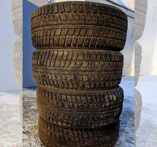 Matador MP 50 Sibir Ice 215/55 R16 93T