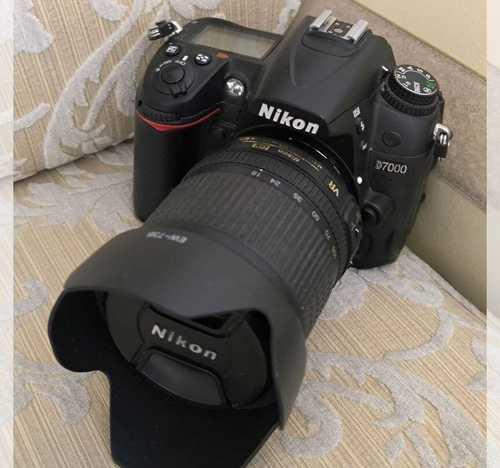 Фотоаппарат Nikon D7000 с объективом 18-105mm (449