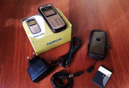 Nokia 1200, Румыния, как новый, полный комплект