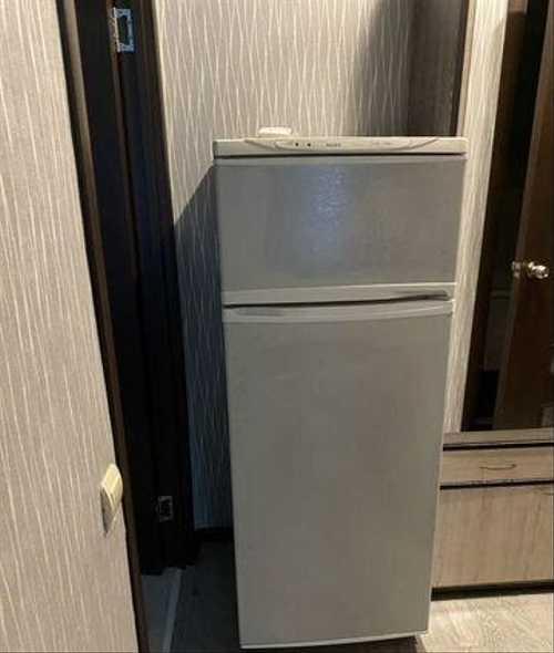 Продам холодильник бу nord