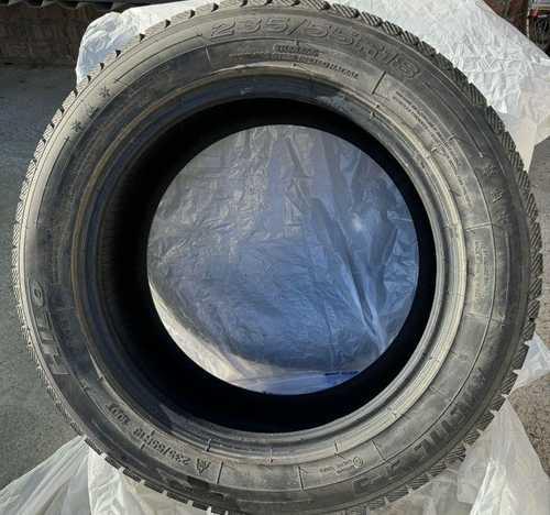 Hilo Arctic S-9 235/55 R18 100T