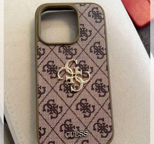 Чехол на iPhone 15 pro guess