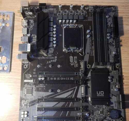 Gigabyte B660 DS3H AX DDR4, LGA 1700, Intel, WiFi