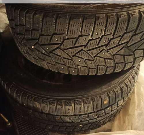 Dunlop SP Winter Ice 01 205/55 R16 94T