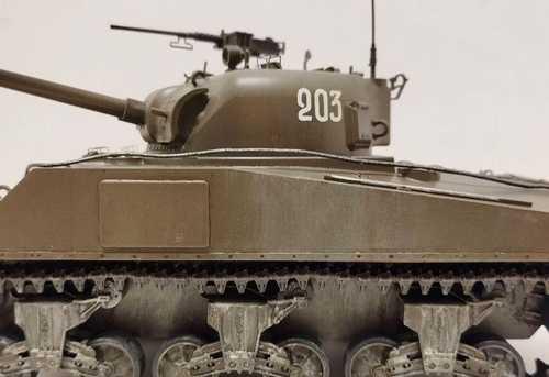 Продам масштабную модель "M4a2" "Шерман"