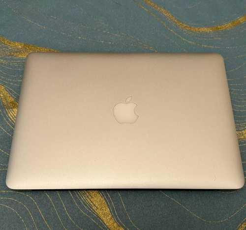 Apple MacBook Air 13" 2015 8/128, все хорошо