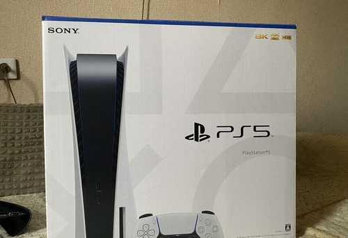 Sony playstation 5. В комплекте 2 джойстика и диск
