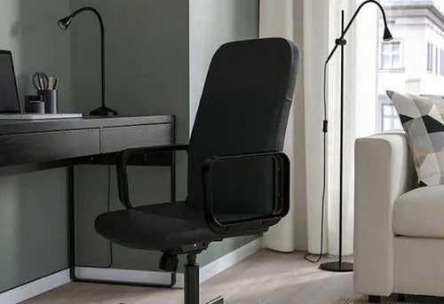 Компьютерное кресло IKEA renberget Бумстад новое